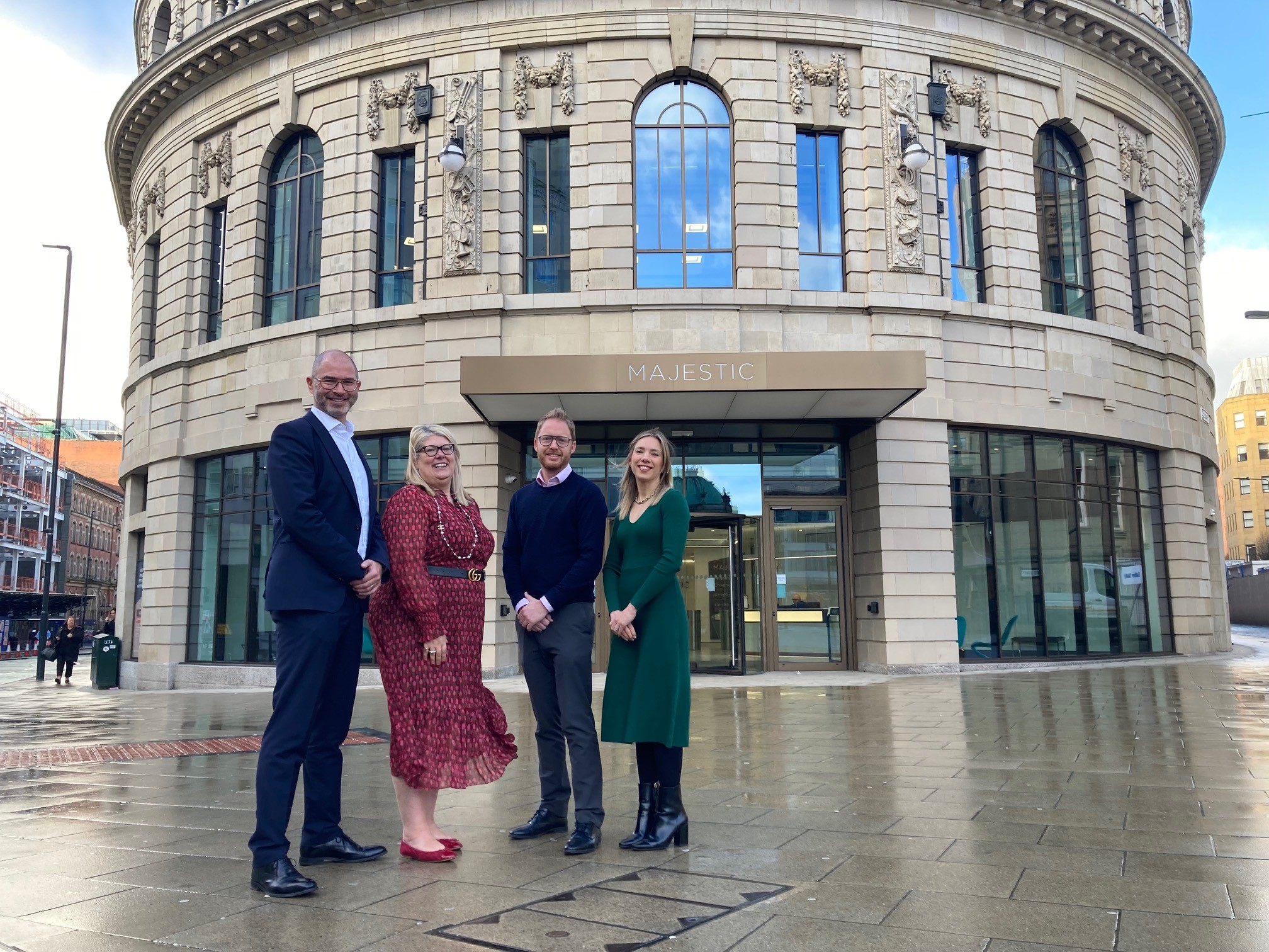 Knights brings Leeds team together at Majestic | Knights